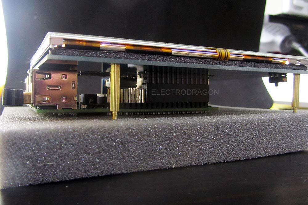 Raspberry Pi LCD Display w/touch [Size] - ElectroDragon