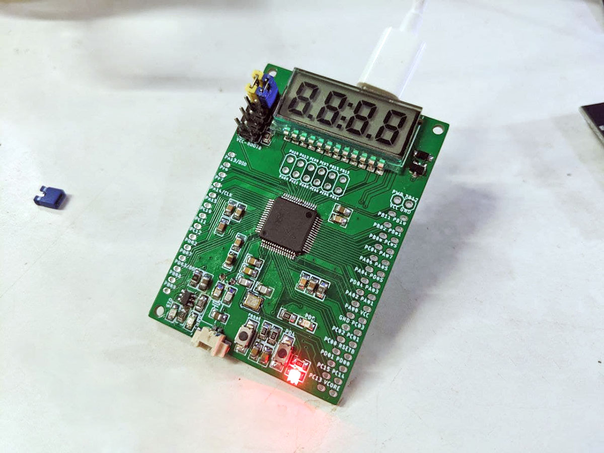 HC32L136 Low-Power Cortex-M0+ Mini Dev. Board - ElectroDragon